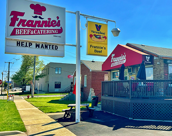 The unassuming exterior of Frannie's Beef & Catering stands like a beacon of hope for hungry travelers. This little red-roofed sanctuary has been saving Schiller Park from mediocre sandwiches for decades.
