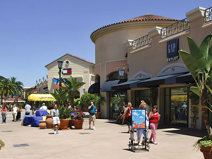 Mediterranean charm meets bargain hunting paradise. Carlsbad Premium Outlets' elegant architecture makes you forget you're actually there to save money.