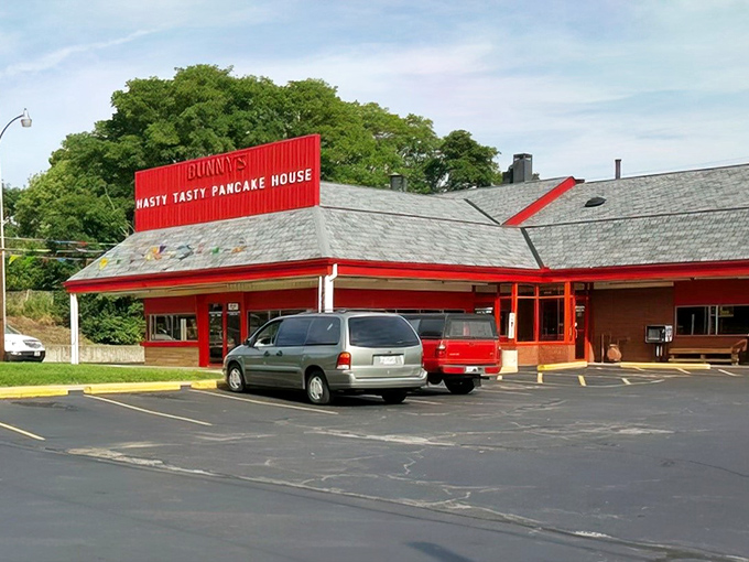 The iconic red roof of Hasty Tasty Pancake House stands out like a breakfast beacon, promising comfort food salvation to hungry Dayton locals since long before trendy brunch was invented.
