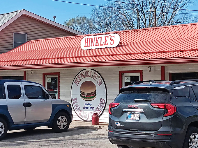 That iconic red roof isn't just a landmark—it's a beacon of burger bliss that's been calling hungry Hoosiers home for generations.