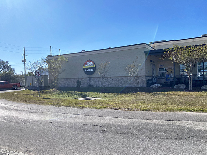 The unassuming exterior of Sunrise Eatery stands like a breakfast beacon in Zephyrhills, promising deliciousness without the fanfare. 