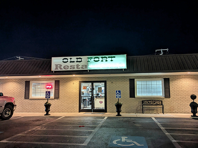The unassuming brick exterior of Old Fort Restaurant proves once again that culinary treasures often hide behind the most modest facades.