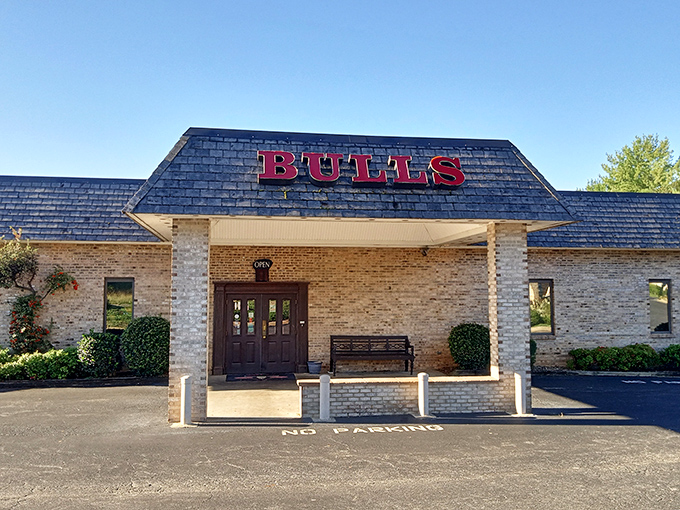 The unassuming brick exterior of Bulls Steakhouse in Forest, Virginia, proves once again that the best culinary treasures often hide in plain sight.