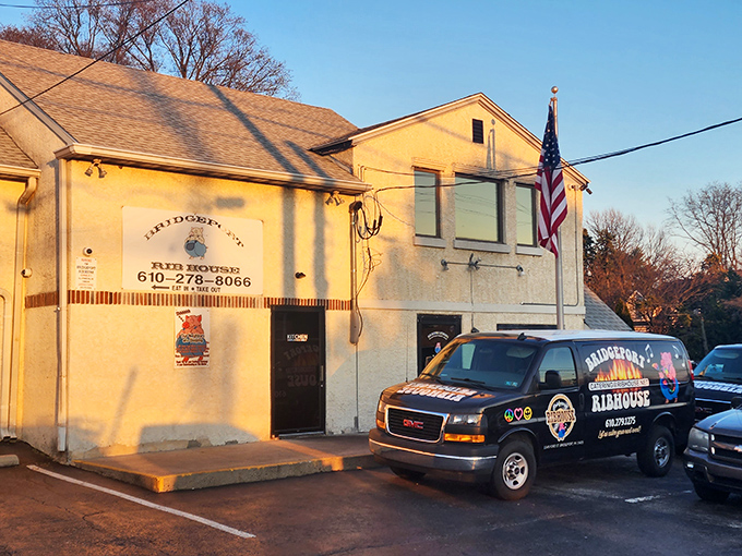 The unassuming exterior of Bridgeport Rib House hides culinary treasures within, proving once again that the best BBQ joints rarely dress to impress.