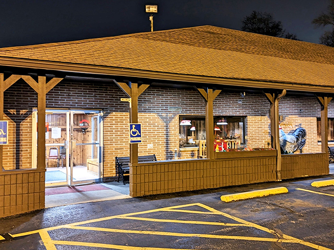 Sometimes the best restaurants look like they're hiding in plain sight&mdash;and that's exactly the point here.