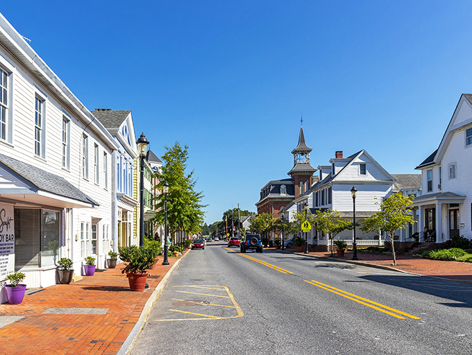 Downtown Smyrna proves that small-town charm doesn't need a Hollywood budget &ndash; just good bones and friendly neighbors.