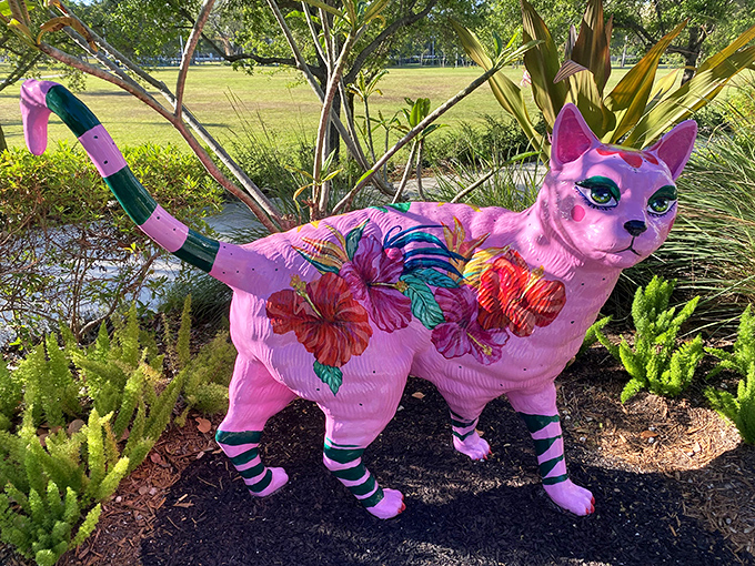 A pink cat that would make even Hello Kitty jealous struts its stuff with tropical flair. Miami's artistic side comes alive in technicolor glory.