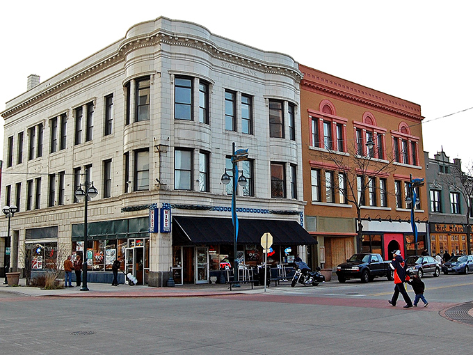 Downtown Moline's historic architecture tells stories of bygone eras while housing modern businesses&mdash;a perfect blend of past and present along the Mississippi.