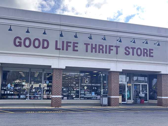 This entrance promises adventures in thrifting that would make Indiana Jones jealous of your treasure-hunting skills.