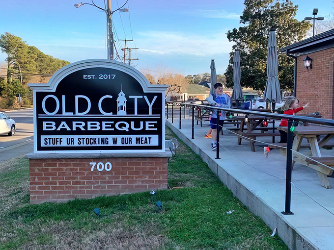 That sign says it all: "Stuff ur stocking w/ our meat." Barbecue joints with a sense of humor usually smoke the competition.