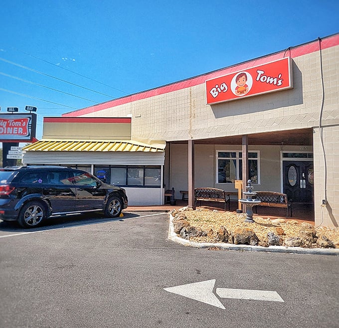 The unassuming exterior of Big Tom's Diner proves once again that culinary treasures often hide in plain sight, waiting for hungry explorers.