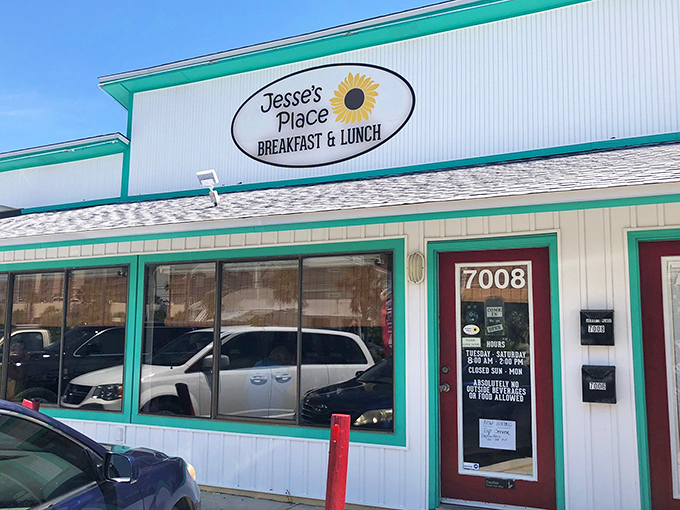 The unassuming exterior of Jesse's Place hides breakfast treasures that would make Ron Swanson weep tears of bacon-scented joy.