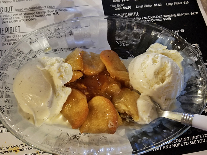 Apple dumpling with ice cream: proof that after conquering the sea, Boondocks knows how to master dessert too.