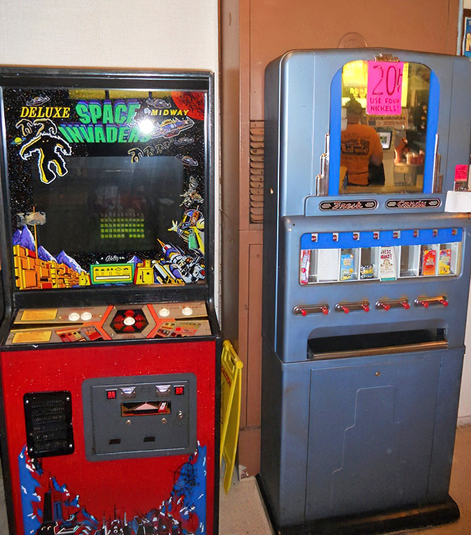 Vintage entertainment awaits between features. Space Invaders and candy machines &ndash; intermission diversions that have survived the digital revolution.
