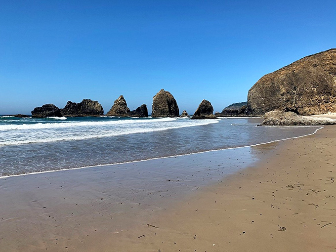 Where each grain of sand has front-row seats to nature's greatest rock concert. The acoustics of crashing waves are unbeatable.