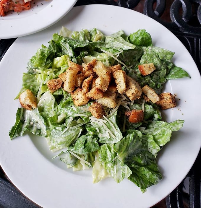A Caesar salad that Julius himself would approve of. Those perfectly seasoned croutons deserve their own fan club and membership cards.