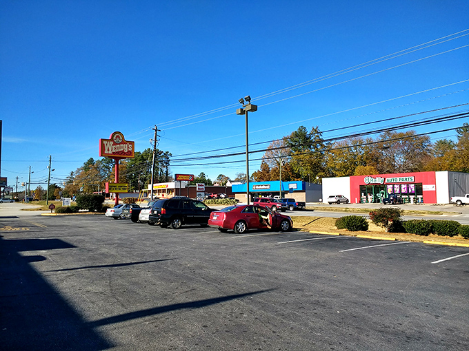 Fast food meets small-town America in this slice of everyday Toccoa. Even chain restaurants seem friendlier when they're nestled in mountain country.