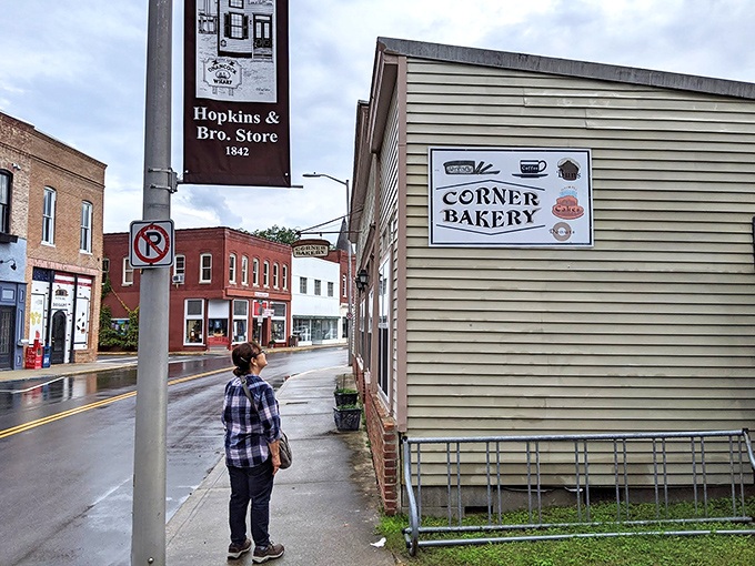 Corner Bakery anchors downtown with promises of morning delights that make hitting the snooze button feel like a cardinal sin.