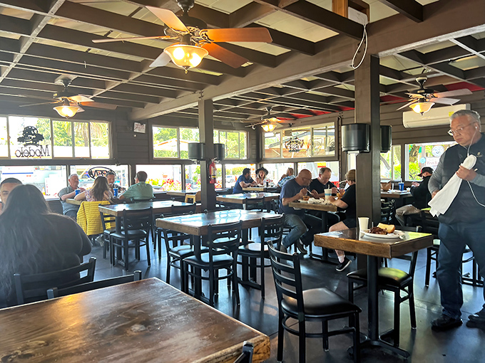 A dining room filled with happy faces &ndash; the universal expression of people who've just discovered they've made an excellent life decision.