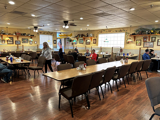 Where locals and travelers break bread together. Every table holds the possibility of both great meals and unexpected conversations.