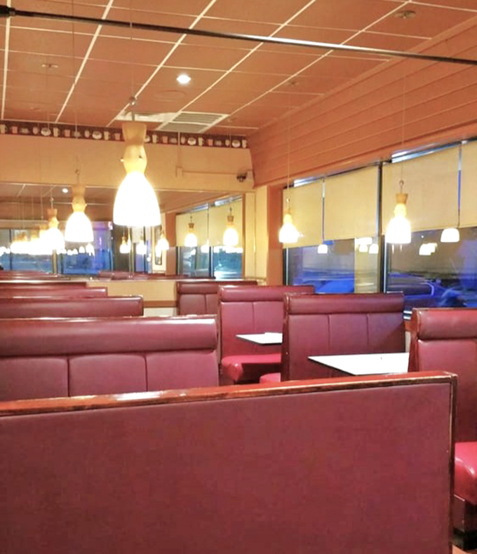 Empty booths waiting for the next rush—each one holding stories of first dates, family celebrations, and late-night philosophical debates.