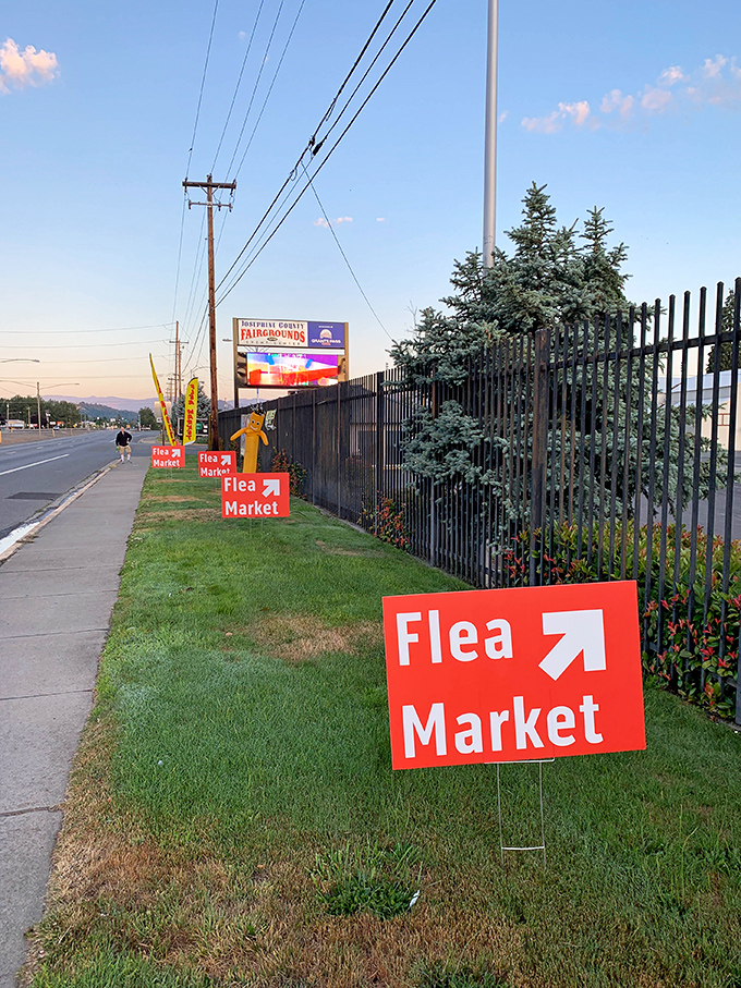 Follow the signs and find your fortune! These roadside markers are like breadcrumbs leading straight to treasure hunting paradise.