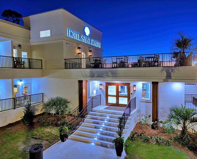 Hotel Saint Joseph glows with evening elegance. A touch of sophistication for those who want sand in their toes by day, comfort by night.