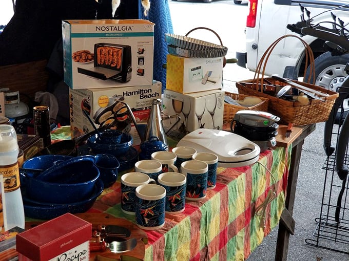 Kitchen gadget paradise or evidence that Americans love appliances? Either way, that hot dog toaster is calling your name.