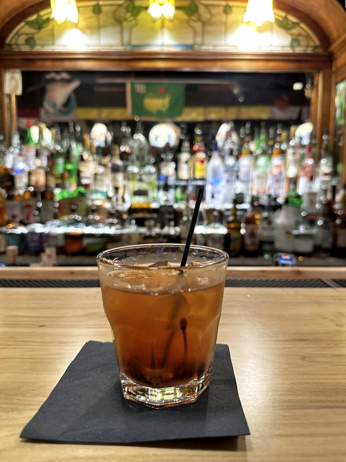 An Old Fashioned at the bar – because what pairs better with premium beef than bourbon that means business?