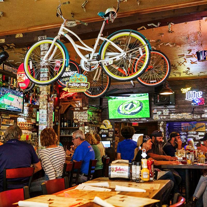 The bar area feels like a quirky museum where bicycles hang from ceilings and cold beer flows freely&mdash;a perfect Americana tableau.