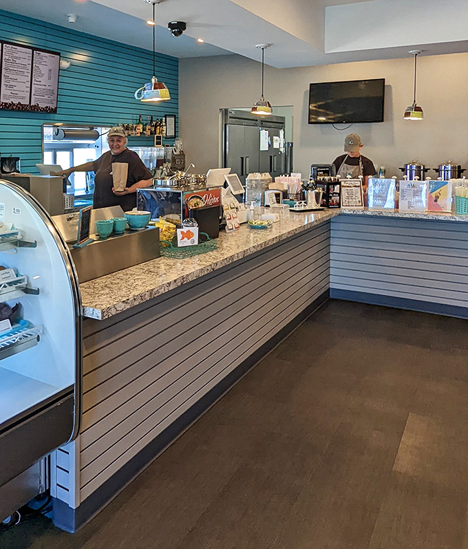 Behind the counter, friendly faces prepare treats that make shopping marathons possible &ndash; because bargain hunting requires proper fuel.