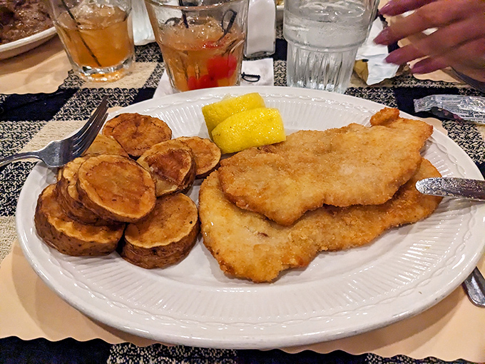 Schnitzel and home fries that would make your German grandmother weep with joy. Comfort food that transcends language barriers.