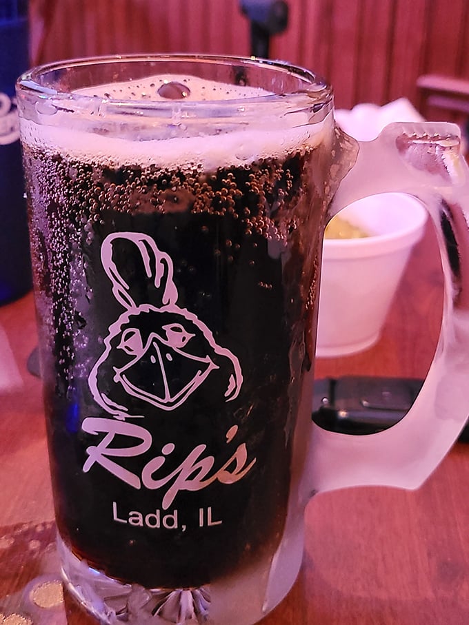 The house root beer arrives in a frosted mug emblazoned with the Rip's logo&mdash;a sweet counterpoint to all that savory fried goodness. 