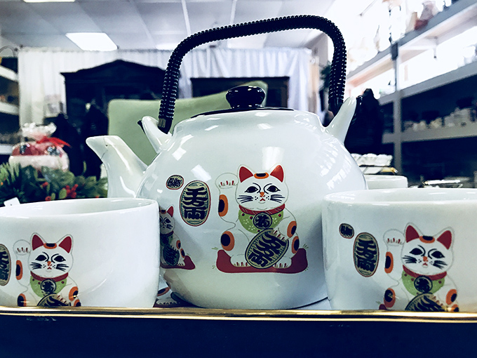 This charming teapot set with lucky cats brings whimsy to your kitchen &ndash; perfect for serving guests tea with a side of smile.