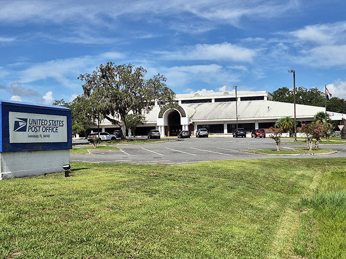 Even the post office in Leesburg has that "I've got a story to tell" quality&mdash;functional Americana with a touch of Florida landscaping.