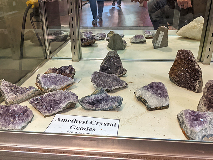 Purple mountain majesties in miniature! These amethyst geodes prove Mother Nature was the original bling master long before hip-hop discovered jewelry.