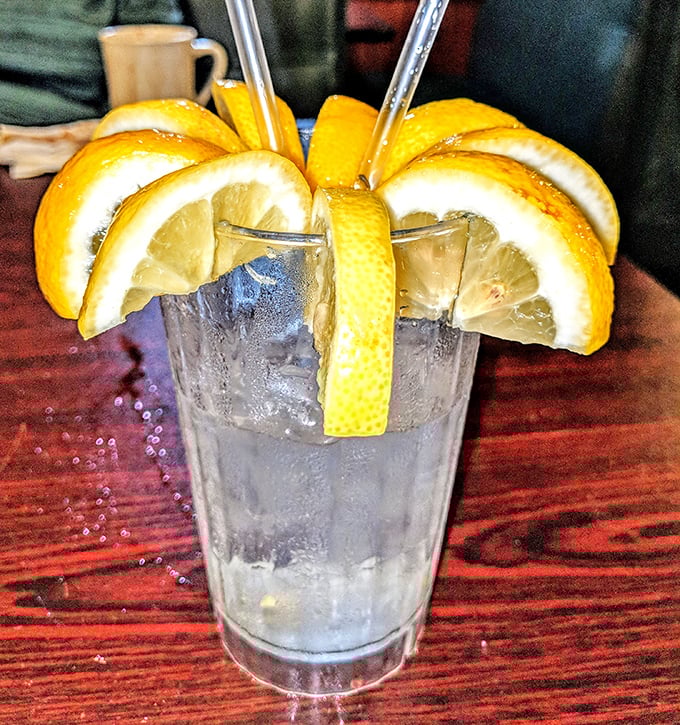 When life gives you lemons, Dianna's turns them into this refreshing citrus-crowned beverage. The perfect palate cleanser between bites of deli perfection.