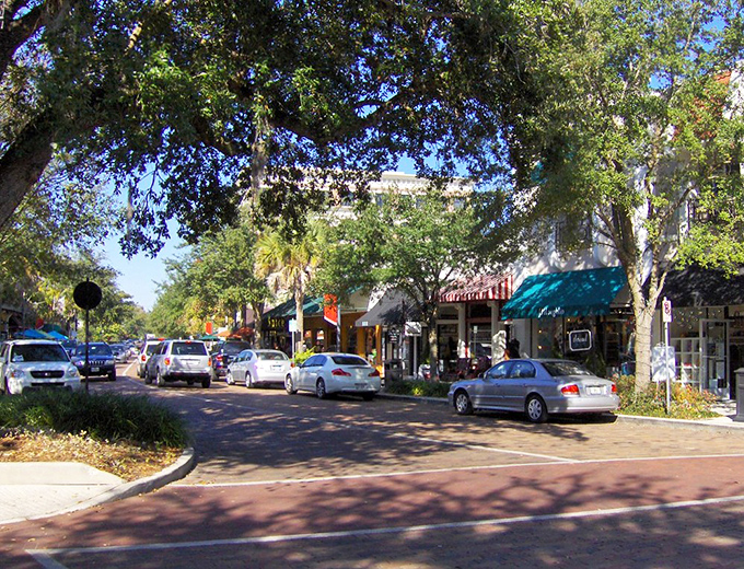 Tree-lined avenues with brick streets make driving in Winter Park feel like you've entered a more civilized era of transportation.