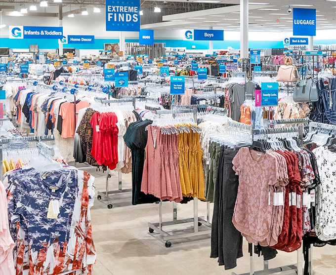 Department store organization meets discount prices in the clothing section, where "Extreme Finds" isn't just a sign &ndash; it's a promise.