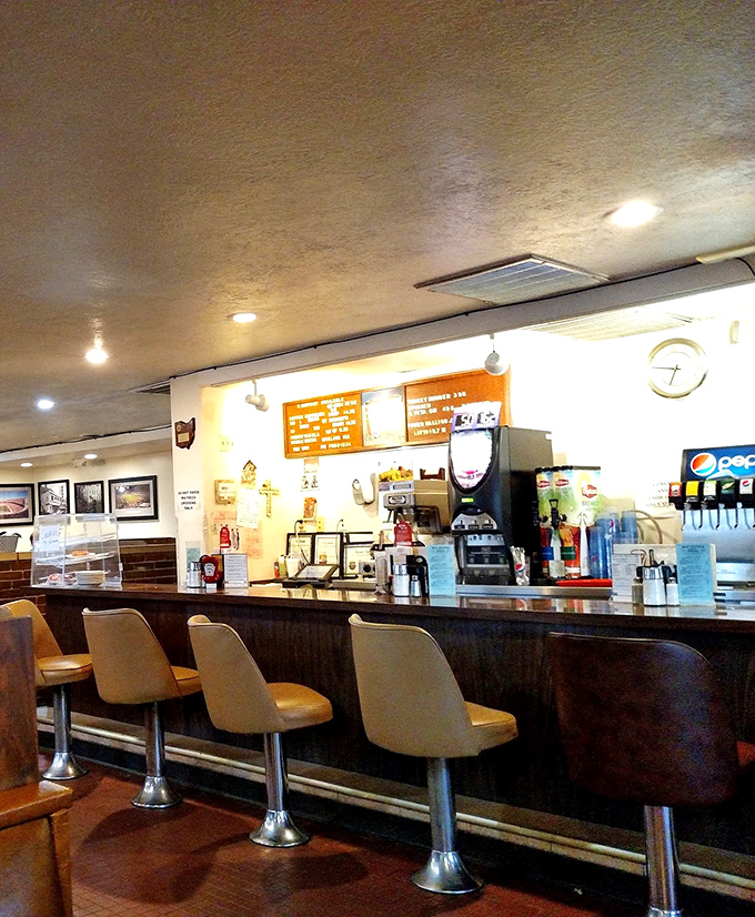 Counter seating: where solo diners become regulars, and the coffee refills flow as freely as the local gossip.