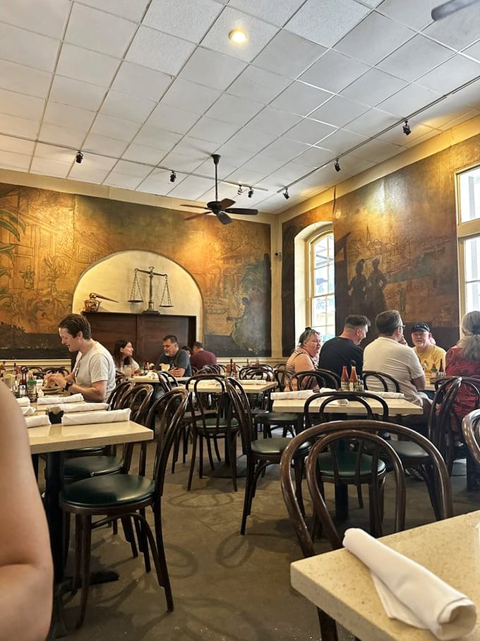 Full tables, happy faces&mdash;the universal language of "you've made an excellent dining decision" spoken fluently here.