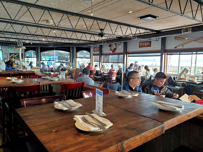 The happiest crowds gather where the seafood is freshest; at Sam's, everyone's in on the delicious secret.