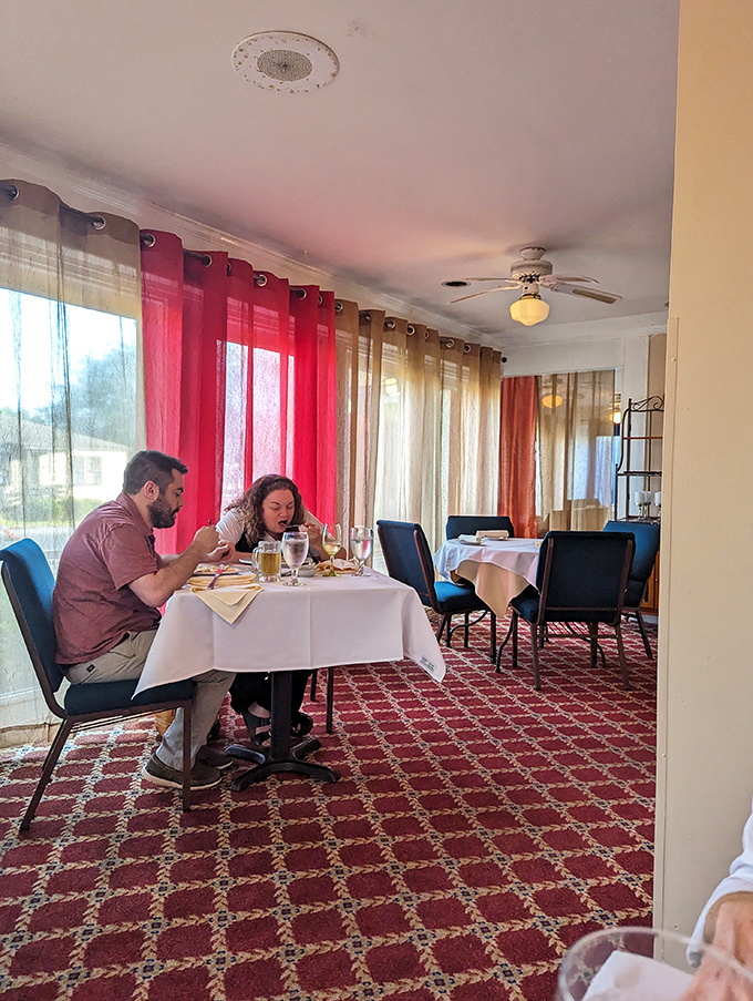 Diners settle in for the long haul because rushing through meals this good should be considered a crime.