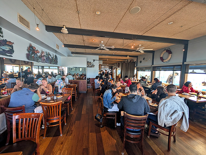 A full house of happy diners&mdash;the universal sign of good food. That buzz of conversation is the soundtrack to memorable meals.