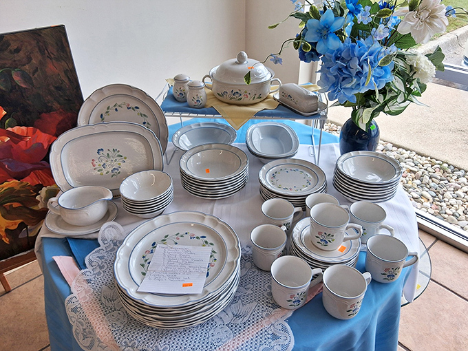 Complete dinner service without the inheritance drama! This matching set has survived decades of family meals and stands ready for yours.