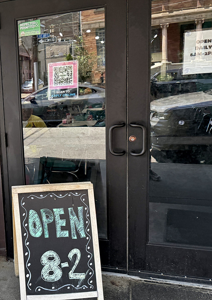 The chalkboard doesn't lie&mdash;8-2 are the magic hours when breakfast dreams come true and weekend warriors line up for their reward.