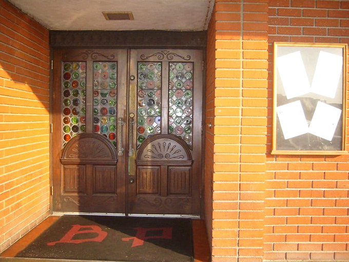 Stained glass doors that have welcomed generations of diners. Step through and leave behind the modern world of food gimmicks.