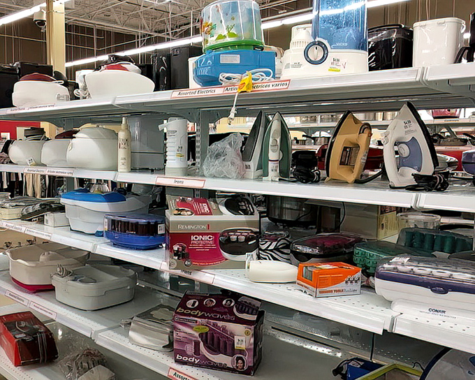 Home appliance heaven or kitchen gadget graveyard? One shopper's castoff bread maker is another's culinary revolution waiting to happen.