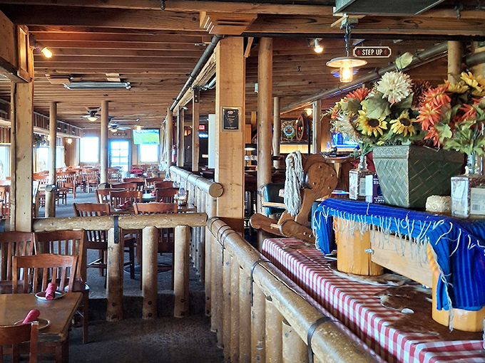 Rustic wooden posts and country-style seating create the perfect backdrop for tales of the trail&mdash;or just deciding between desserts.