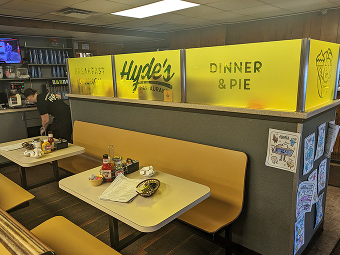 The illuminated Hyde's sign proudly announces "Breakfast, Lunch, Dinner & Pie"&mdash;four of the most beautiful words in the English language.